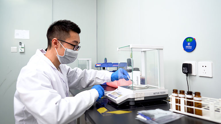 Food Contact Material Testing in China for Metals | V-Trust Lab